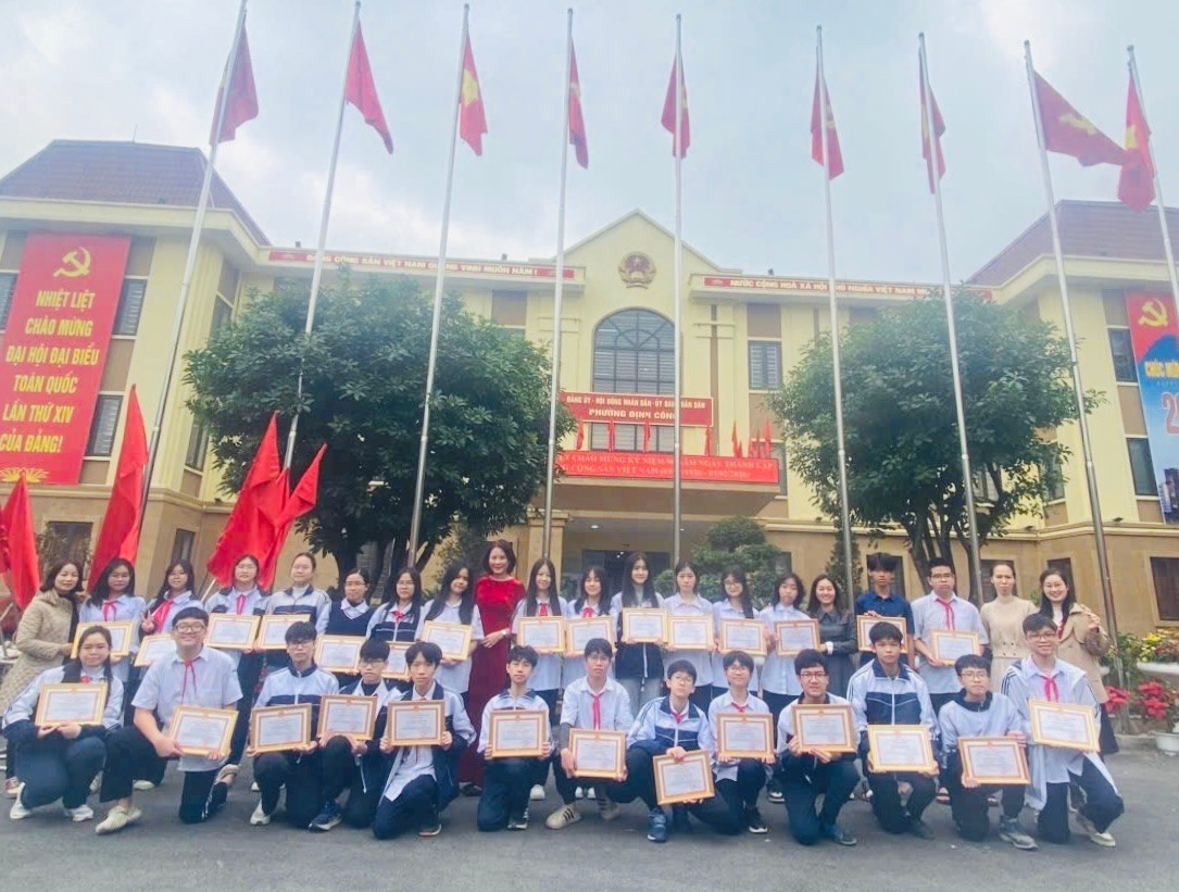 Trường THCS Đại Kim gặt hái những thành quả đáng tự hào trong công tác ...