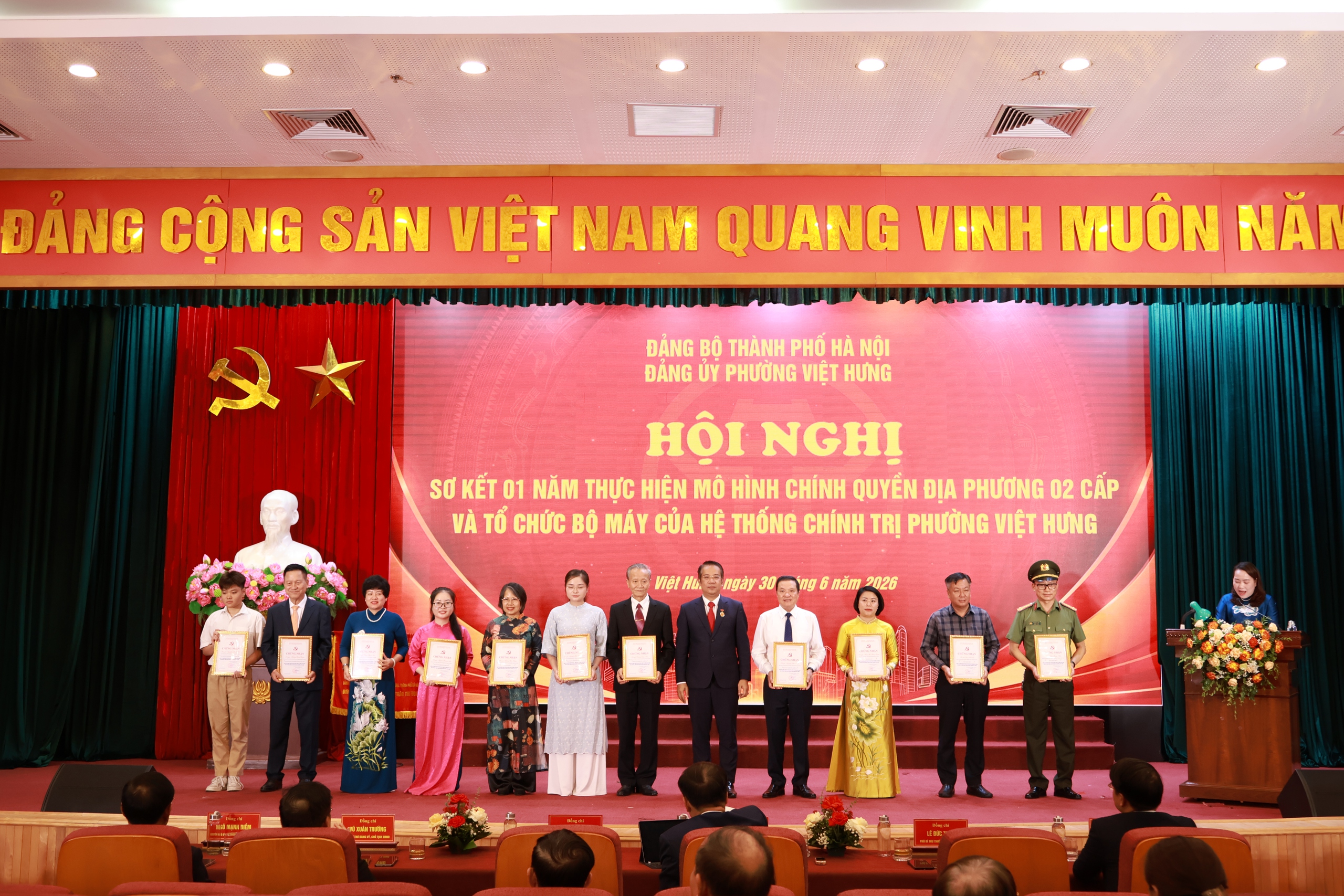 Phường Việt Hưng tổ chức thành công Hội nghị sơ kết 01 năm thực hiện mô ...